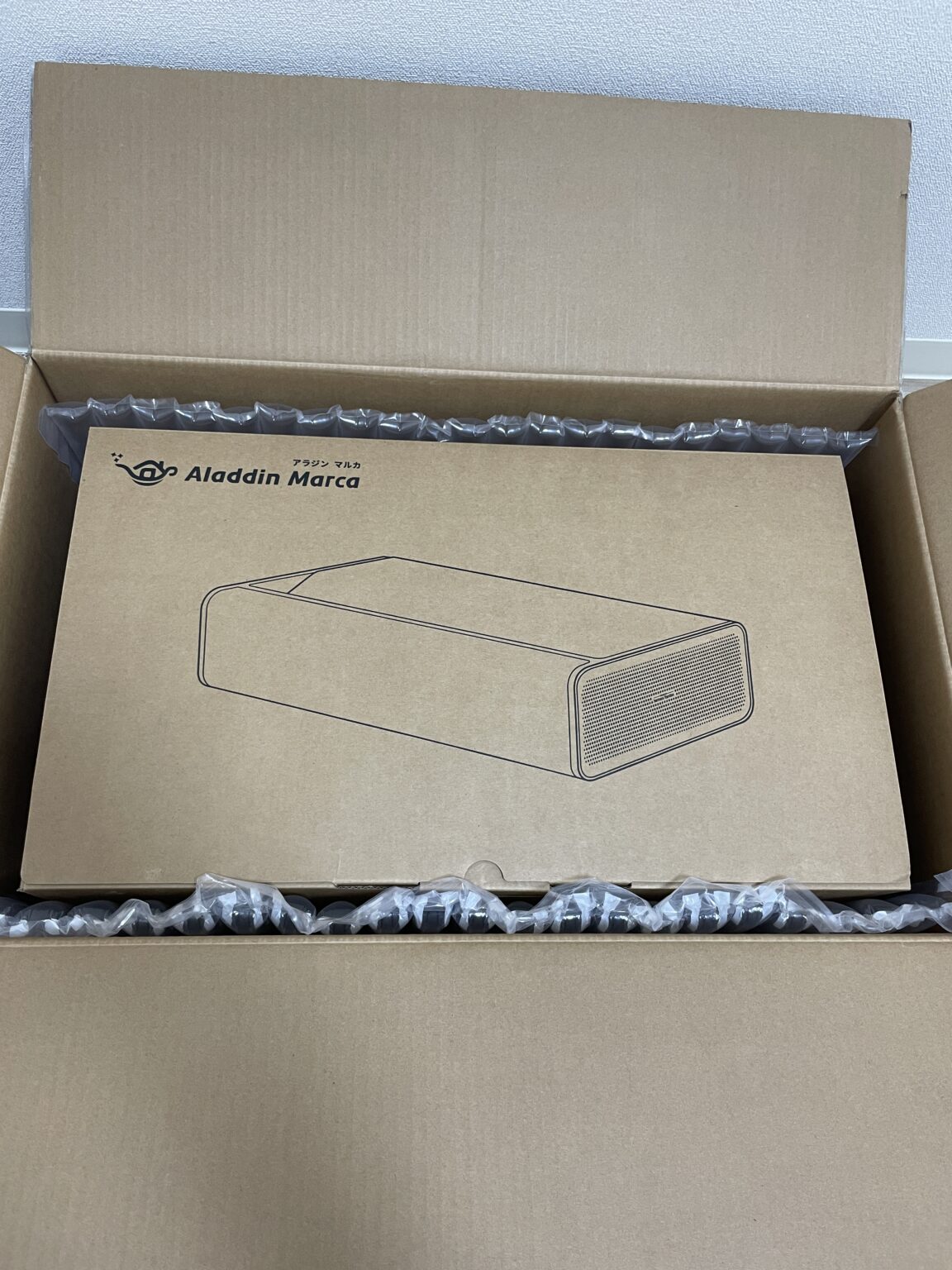 工具不要のAladdinX(ポップインアラジン)取り付け方！10分で設置&設定して大画面を楽しむ | 魔法のある暮らし